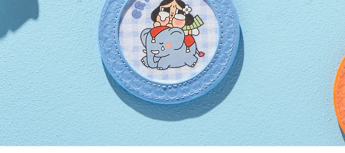 CRYBABY HELLO THAILAND SERIES-Mirror Pendant Blind Box - POP MART ...